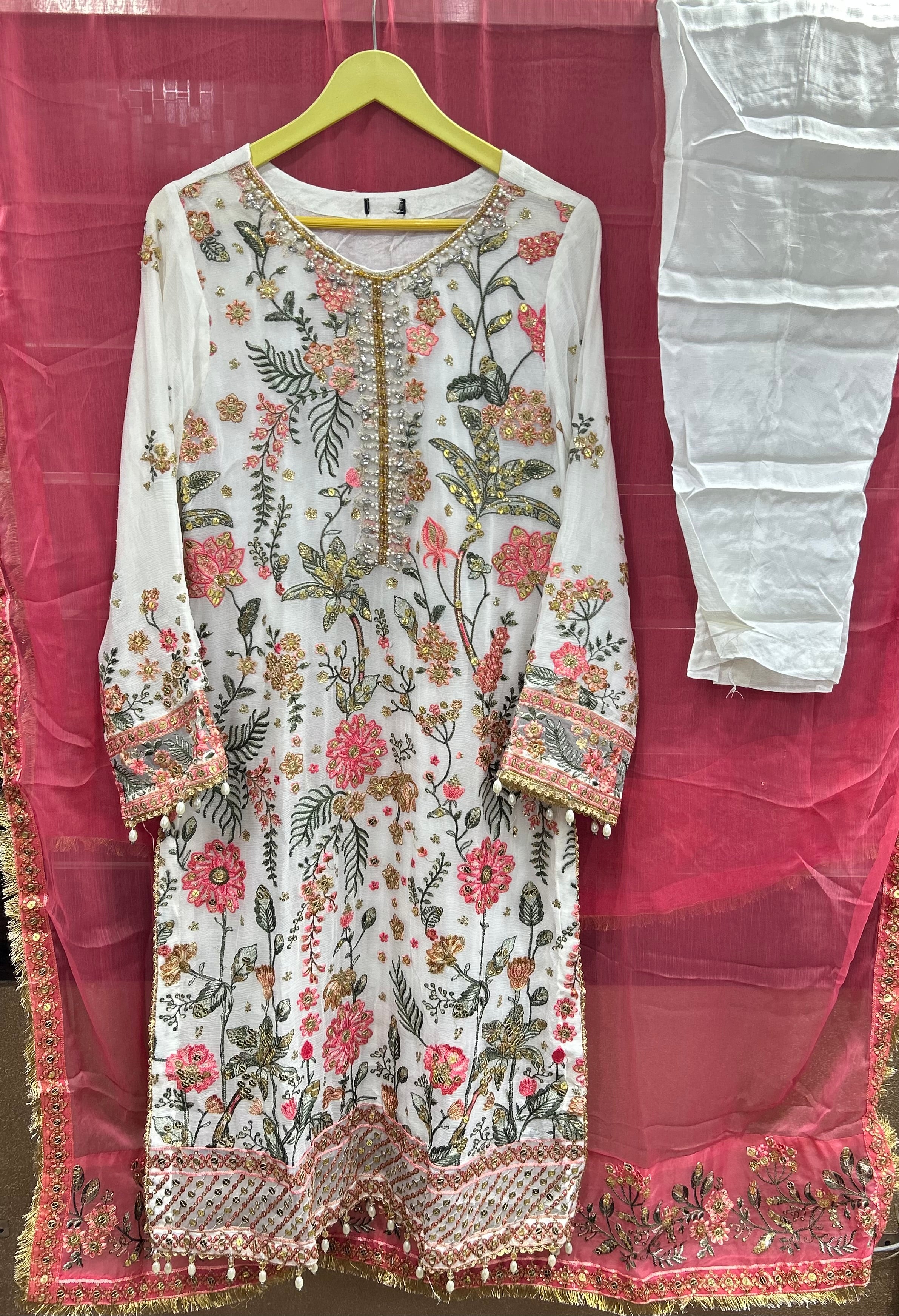 ZARA ALI LUXURY CHIFFON PRET | D-01 – Siyaab Lawn Hub