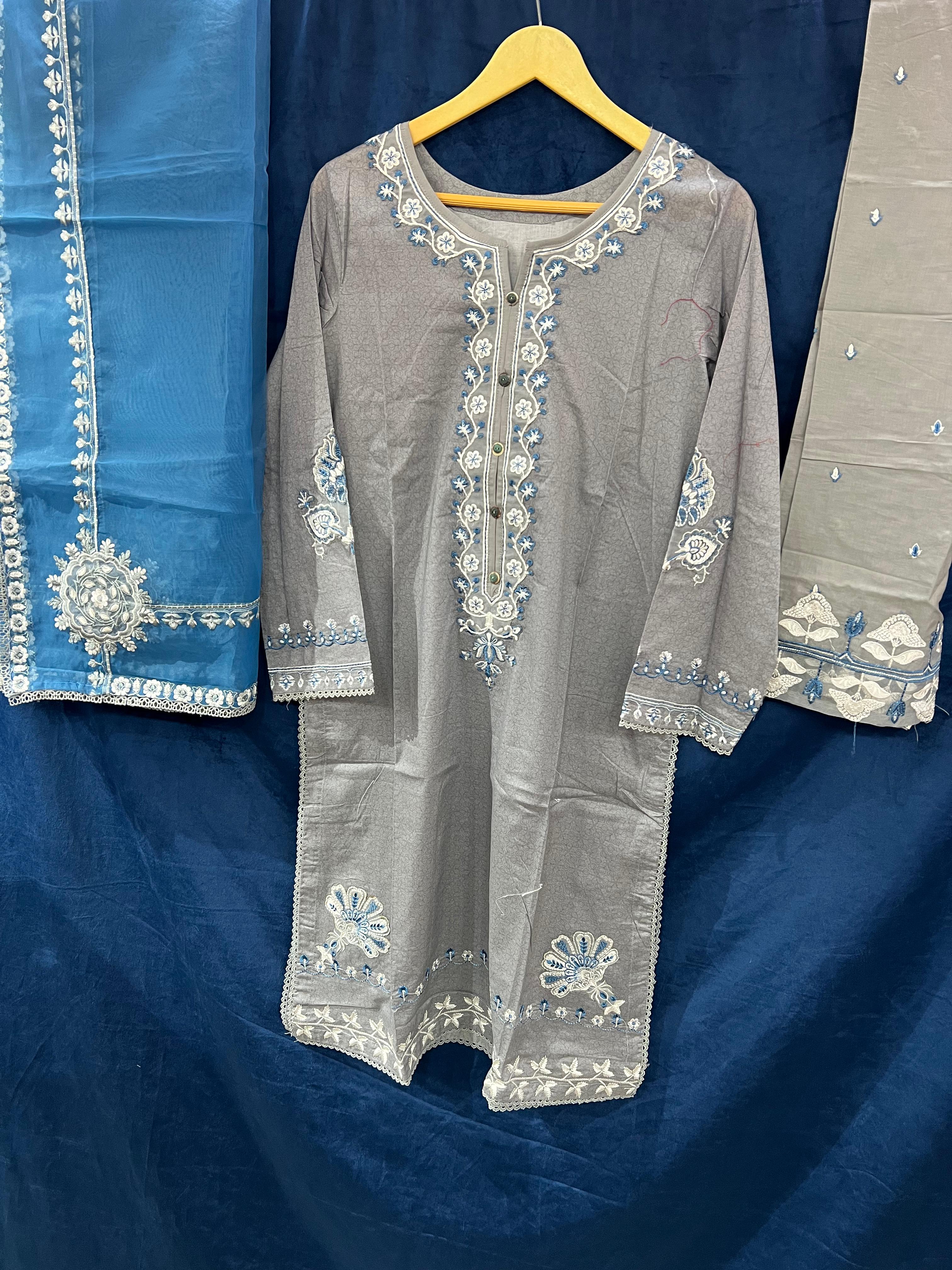 TAWAKKAL MAHLAA- 50 – Siyaab Lawn Hub